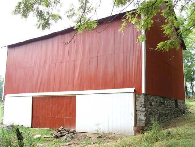 Fred’s Farm – Barn Repair